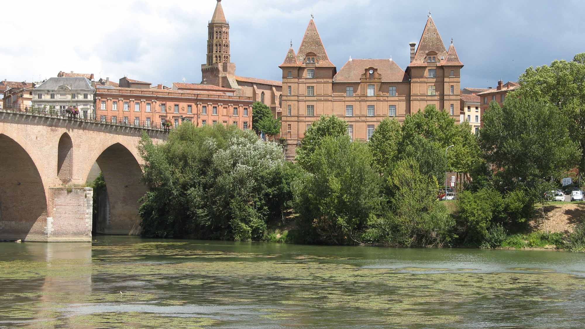 Choosing SUEZ: the value proposition for our customers - SUEZ in Asia